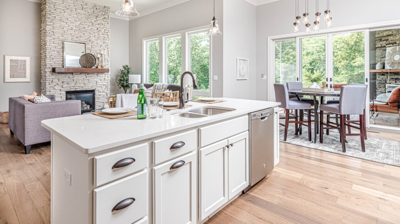 Pros and Cons of an Open Plan Kitchen - Modern Kitchen Center